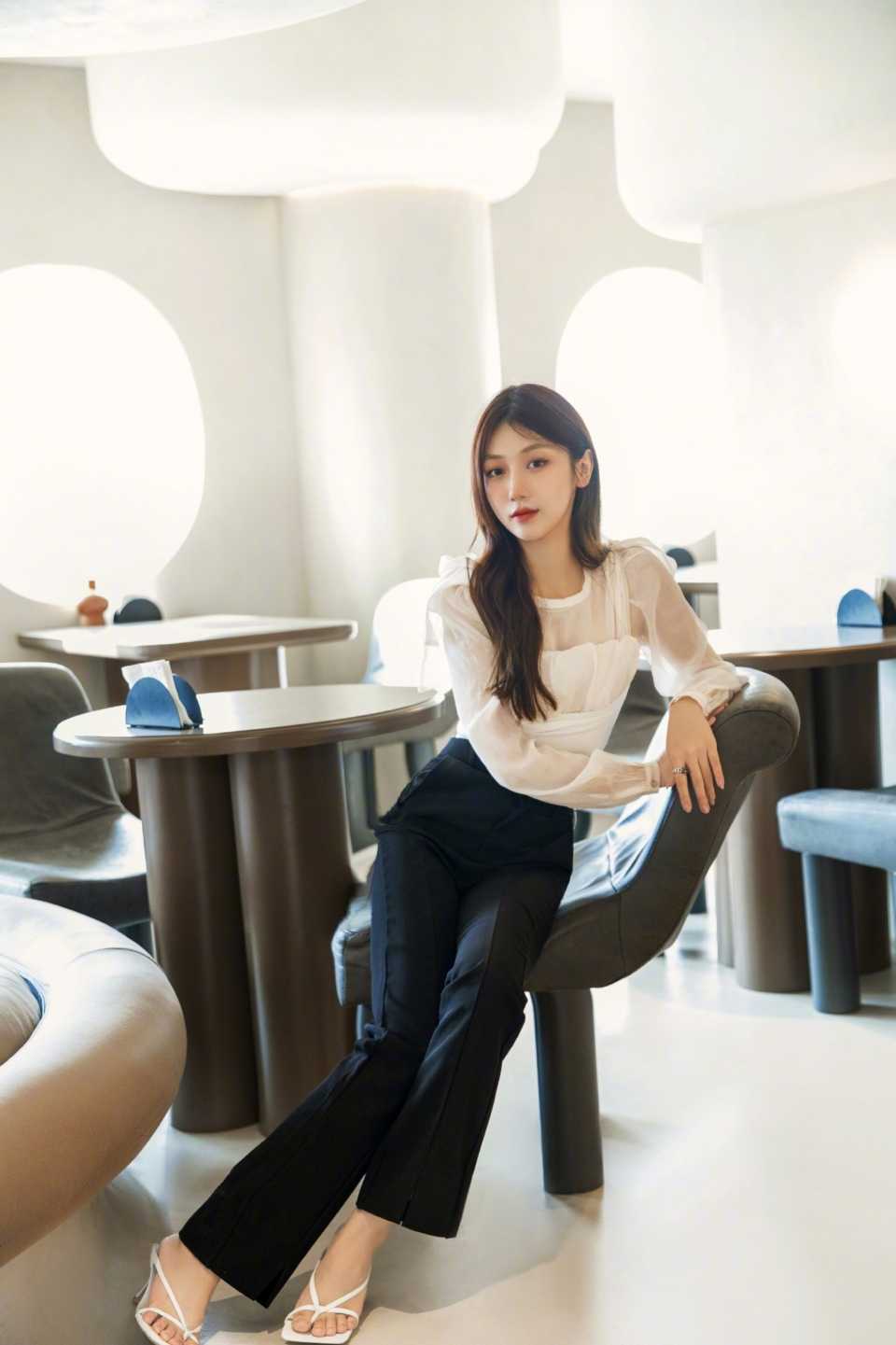 90后肉感少女尤Una娜性感诱惑写真 - 第 2 页-mm171美女图片