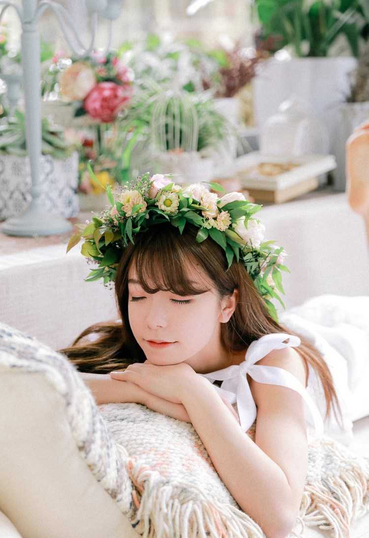 90后美女模特莫雅淇家居私房写真图片-mm171美女图片