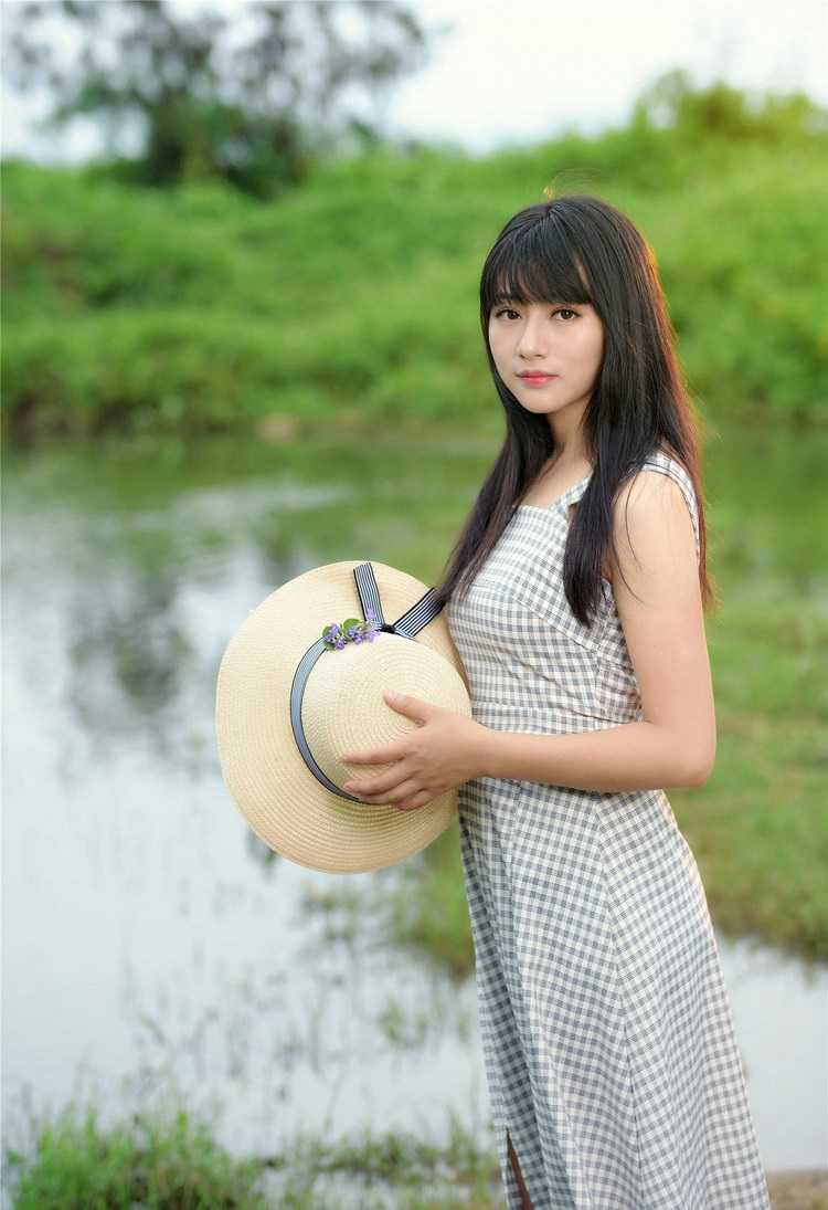 美女少妇马丽华吊带装性感写真 - 第 2 页-mm171美女图片